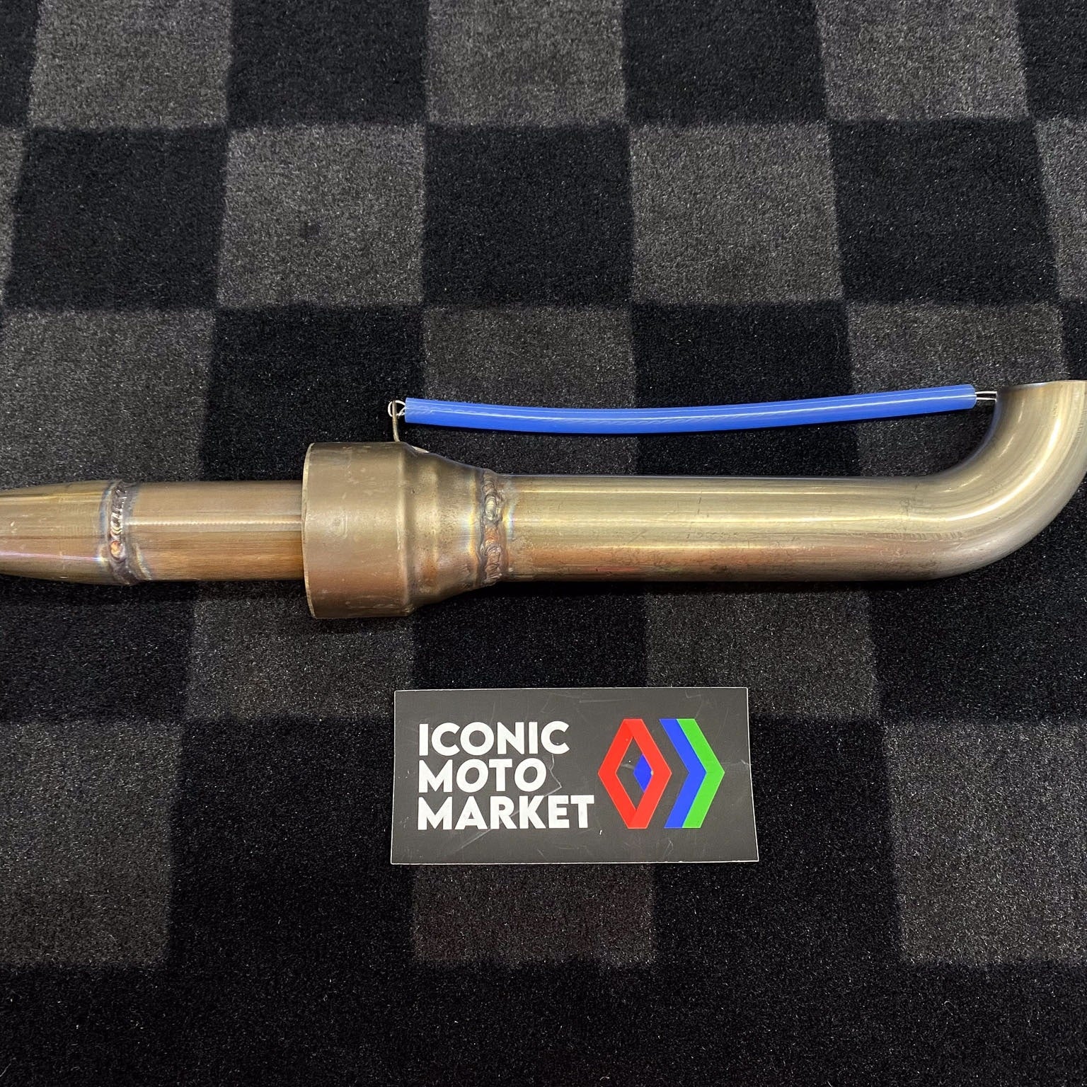 Aprilia RSV4 Pipe – Iconic Moto Market