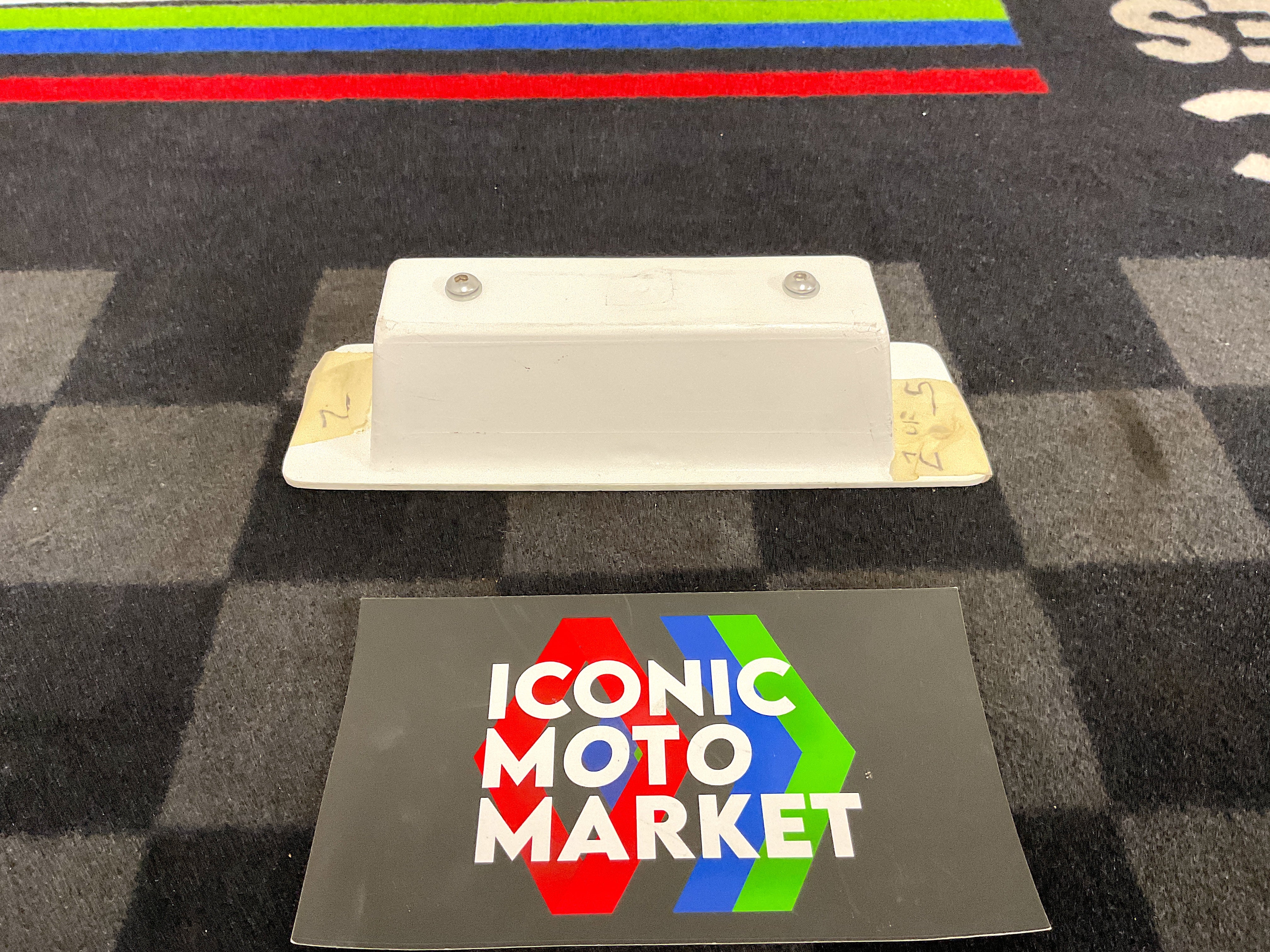 Suzuki GSX-R750RK (1989). Fiberman Crank Case Vapor Vent Tank. Fibergl ...