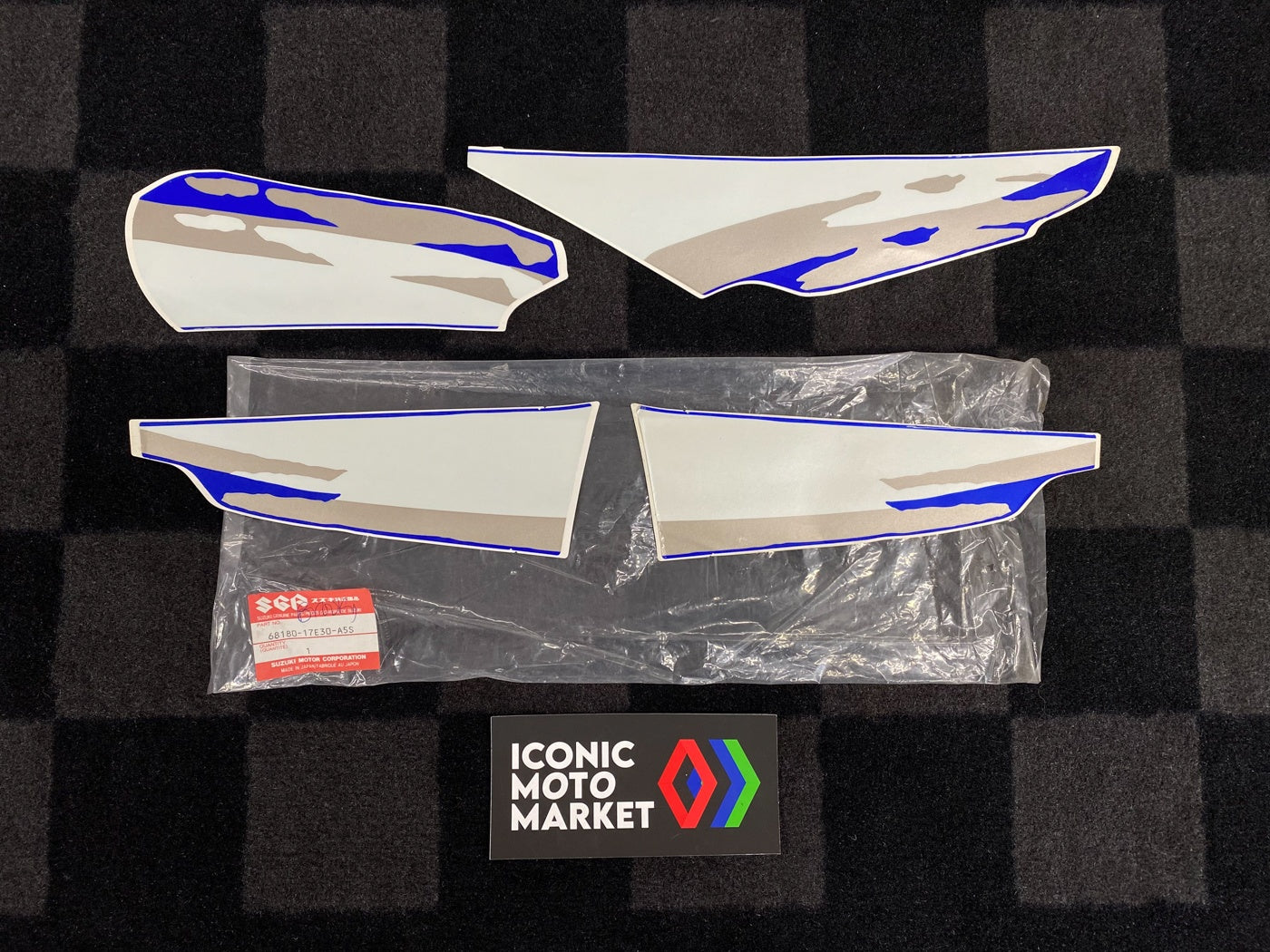 Suzuki GSX-R1100 Fairing Decals (1994) #68180-17E30-A5S – Iconic Moto ...